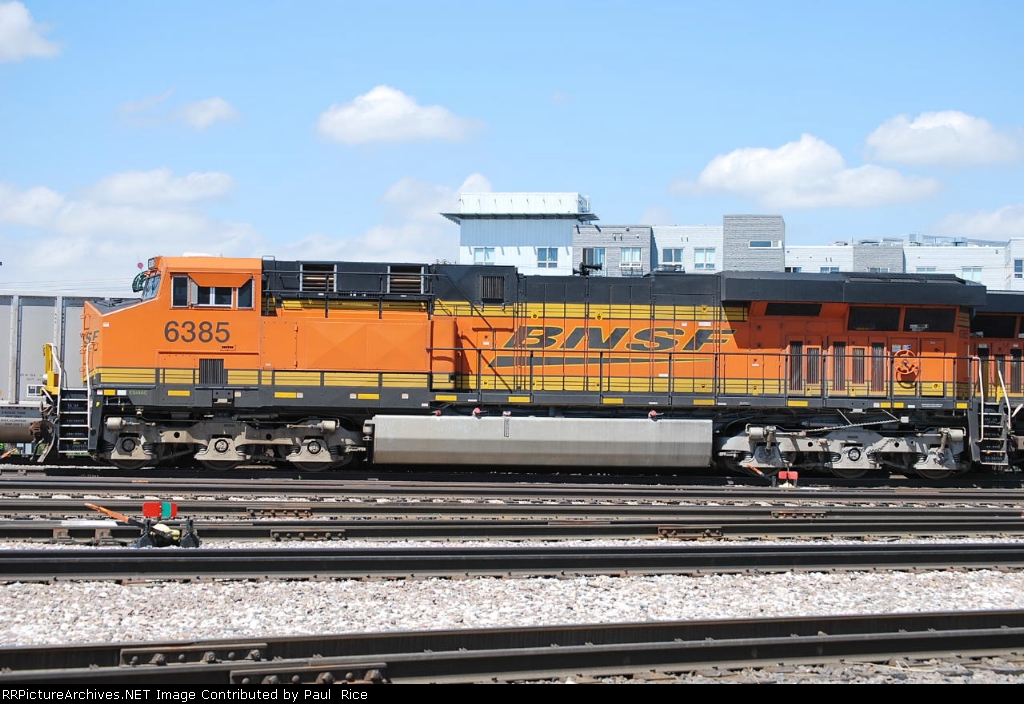 BNSF 6385